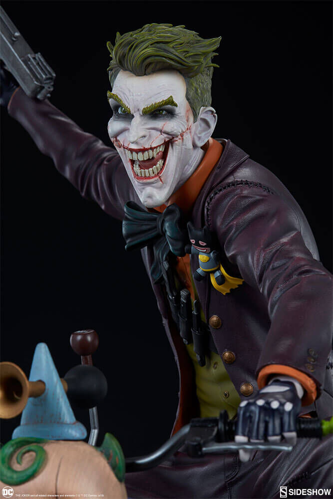 The Joker Premium Format™ Figure by Sideshow Collectibles - POW! The ...